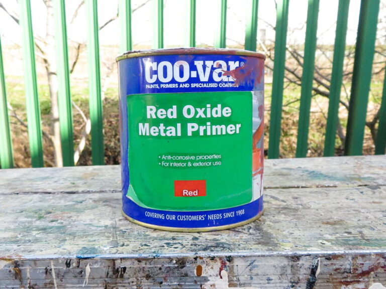 Which kind of paints do sign painters use? - Robertsign